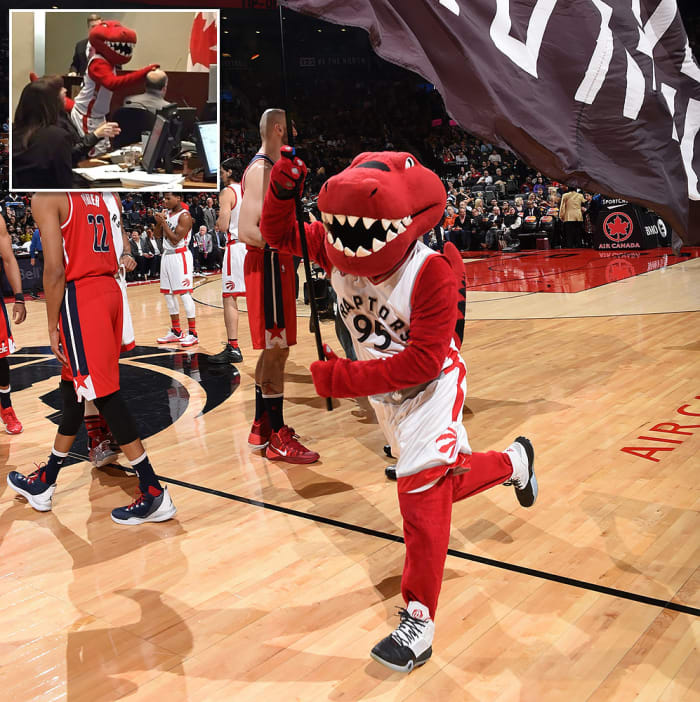 Ranking the NBA's Mascots: Tess Jantscheck photos: Hot Clicks - Sports ...