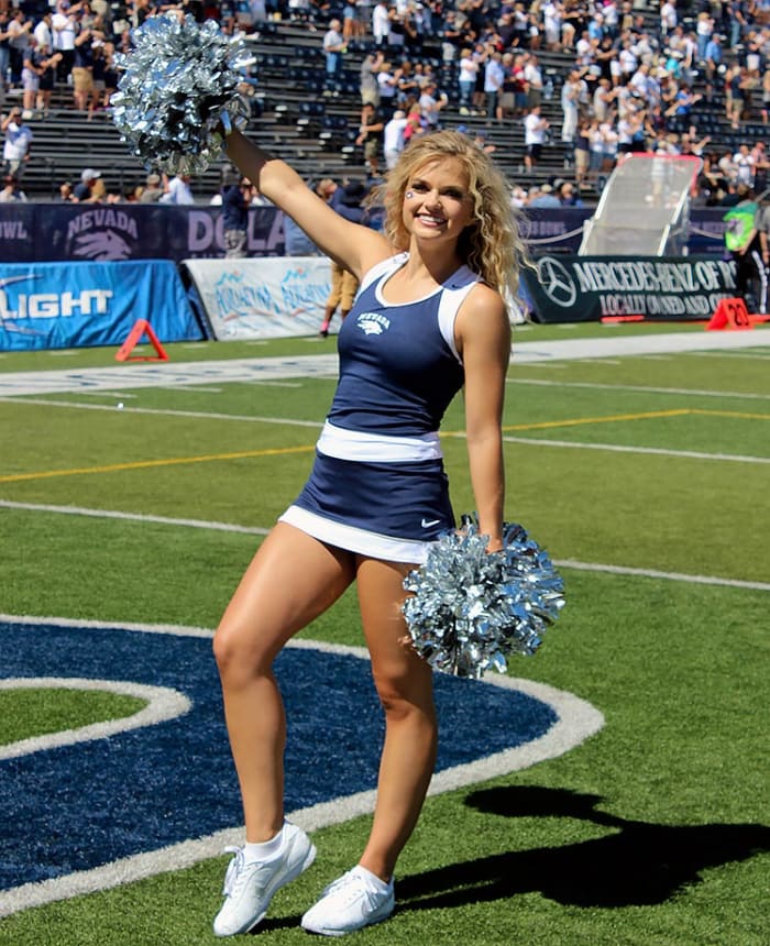 Cheerleader of the Week: Amanda - Sports Illustrated