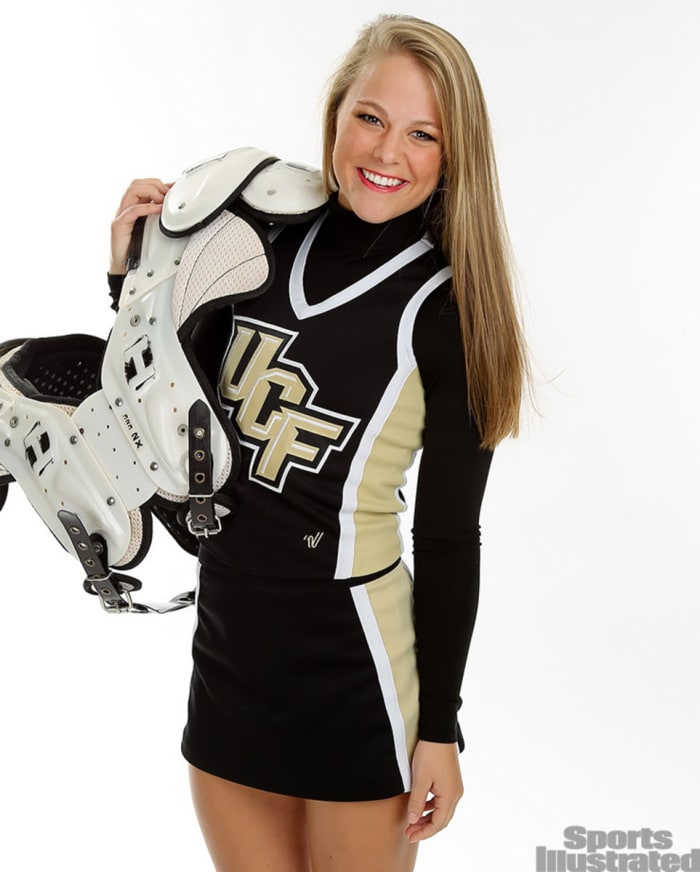 Cheerleader of the Week: Sarah - Sports Illustrated