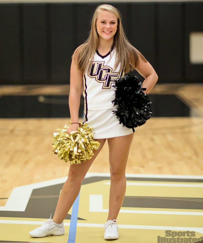 Cheerleader of the Week: Sarah - Sports Illustrated