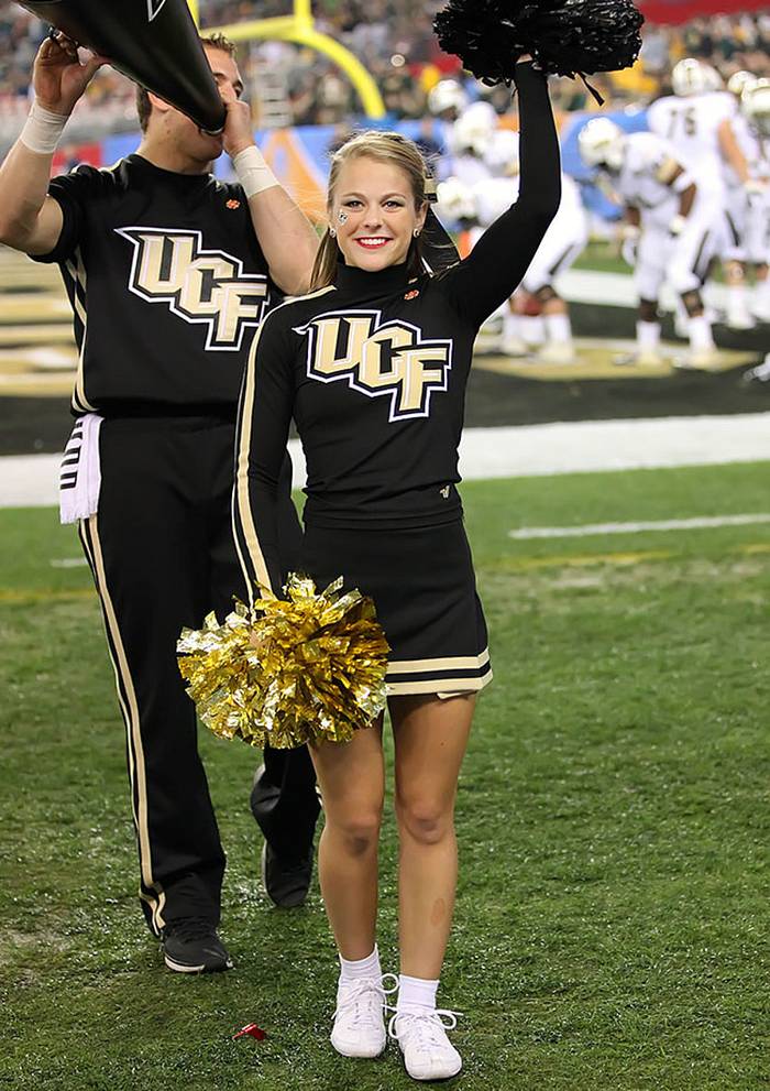 Cheerleader of the Week: Sarah - Sports Illustrated