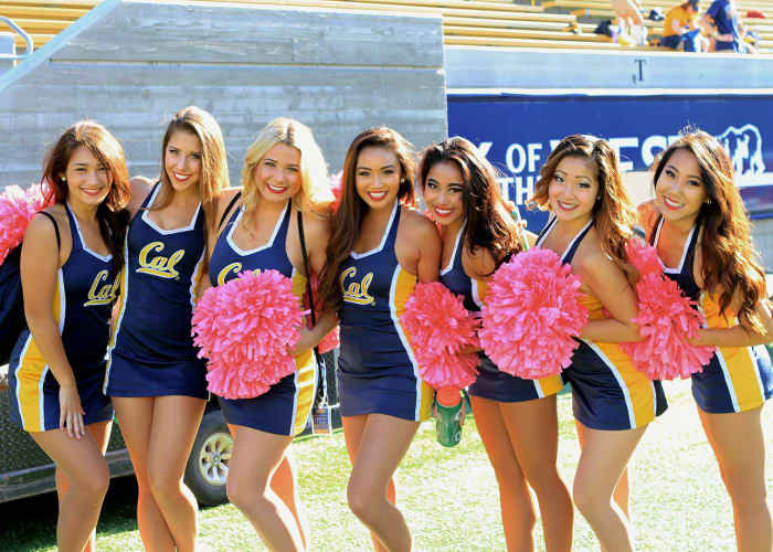 Cheerleader of the Week: Claudia - Sports Illustrated