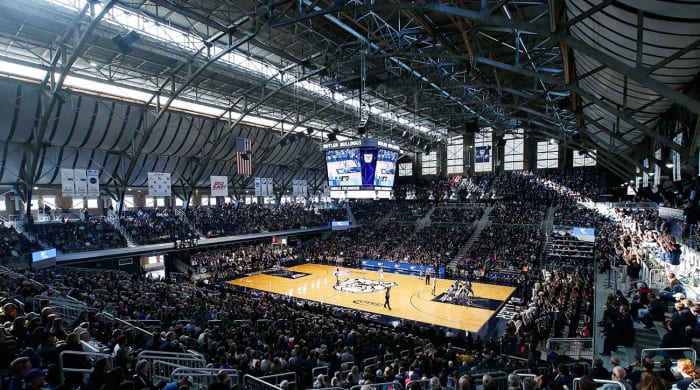 How college hoops facilites can win recruiting battles - Sports Illustrated