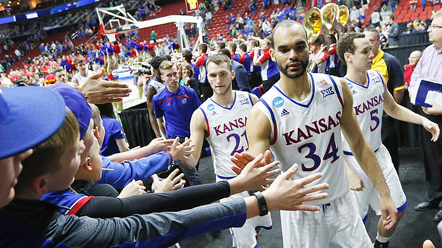 NCAA tournament: Senior Perry Ellis guides Kansas to Elite Eight ...