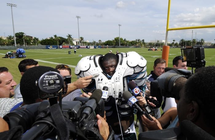 Hot Clicks: A History of NFL Rookie Hazing - Sports Illustrated