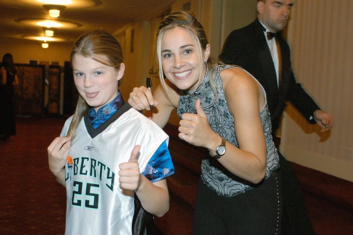 Spurs' Becky Hammon leading revolution for women in men's sports ...