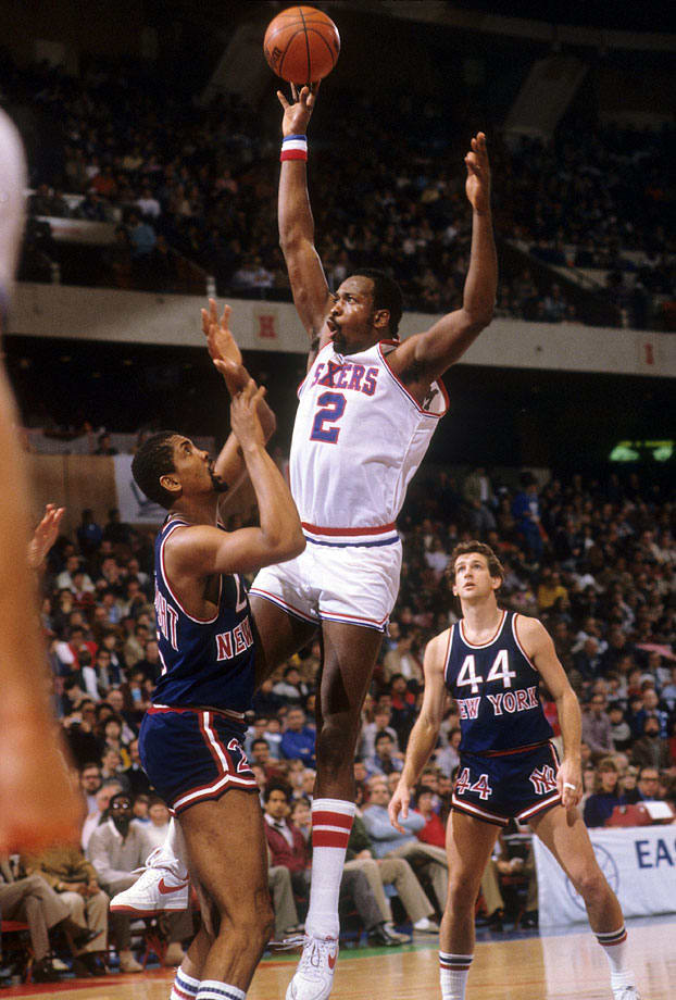 Moses Malone: Charles Barkley called late NBA legend Dad - Sports ...