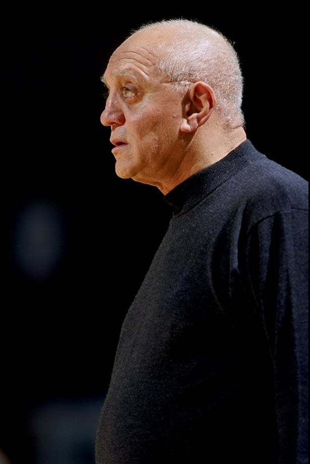 Las Vegas Strip lights to dim lights in honor of Jerry Tarkanian ...