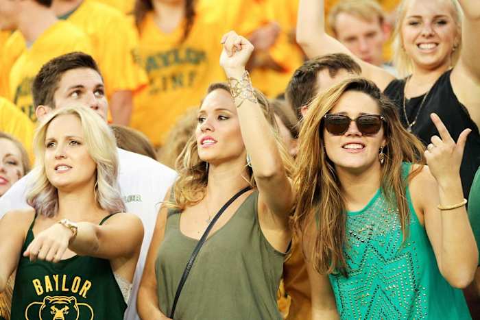 Hot Clicks: Lydia Hearst: College Football Superfans of Week 2 - Sports ...