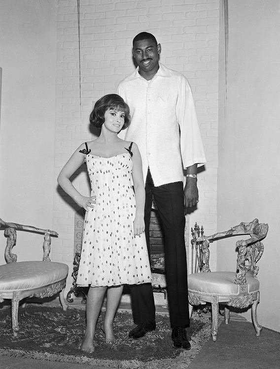A Giant Shadow: Did Wilt Chamberlain have a son? - Sports Illustrated