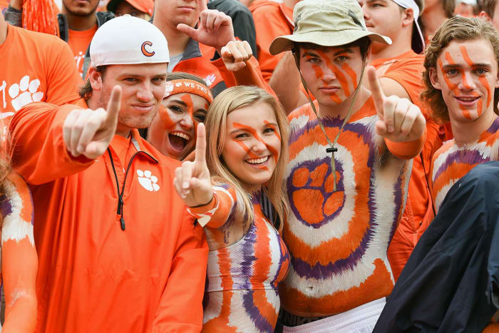College Football Superfans, Week 10 - Sports Illustrated