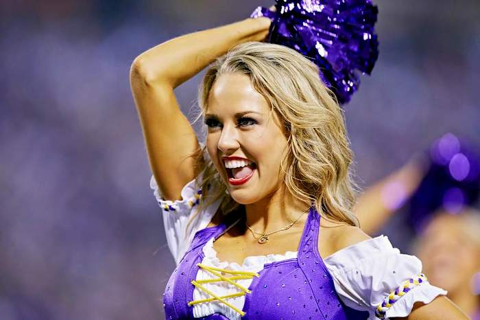 Cheerleader of the Week: Kaylee - Sports Illustrated