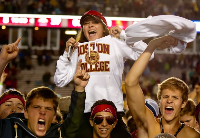 Hot Clicks: College Superfans of the Week - Sports Illustrated