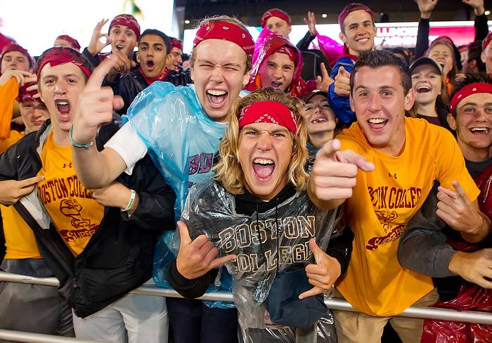 Hot Clicks: College Superfans of the Week - Sports Illustrated