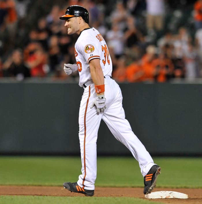 Chicago Bears DE Lamarr Houston injured while celebrating sack against ...