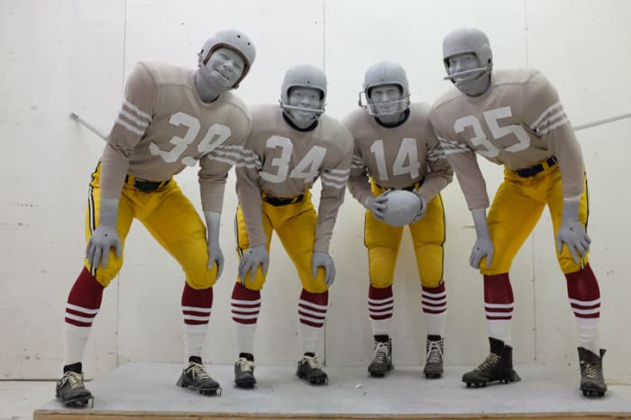 San Francisco 49ers’ new Hall of Fame statues are awesome, scary ...