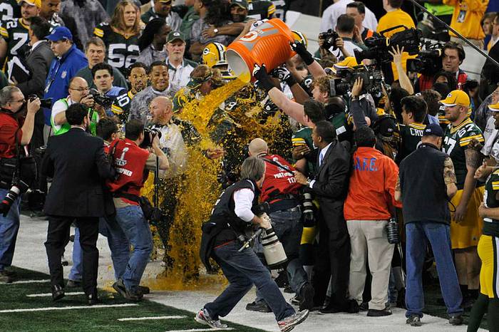 History of the NFL in 95 Objects: Gatorade Bucket Dump for Coaches ...