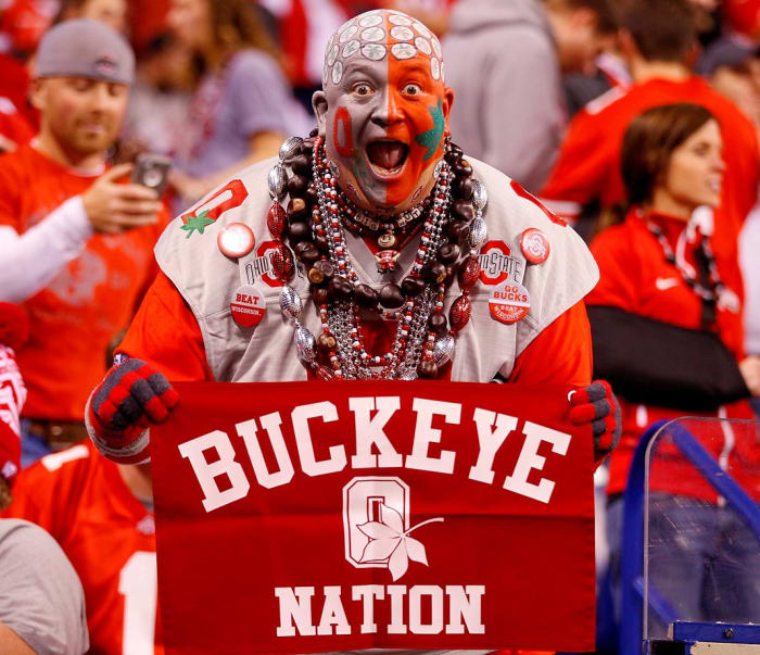 Hot Clicks: College Superfans of the Week - Sports Illustrated