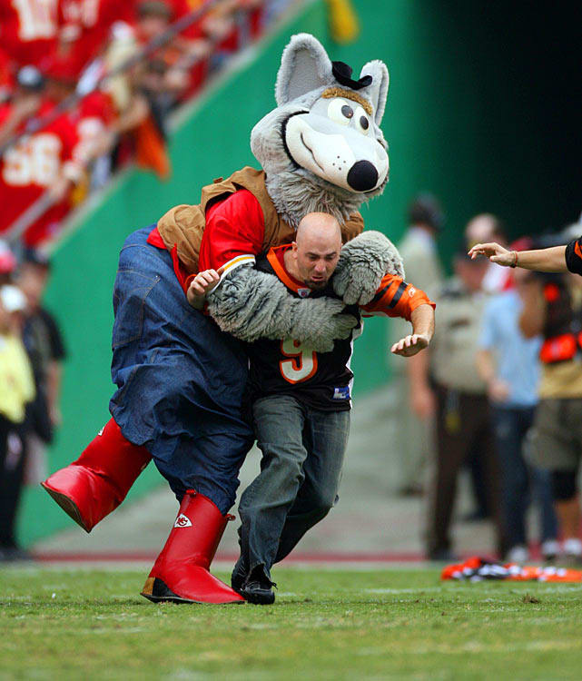 Brawling Mascots - Sports Illustrated