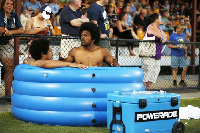 The Ice Bath: Cold, Unforgiving Recovery - Sports Illustrated