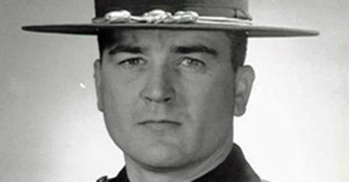 Notre Dame's Tim McCarthy retires after lifetime of safety warnings ...