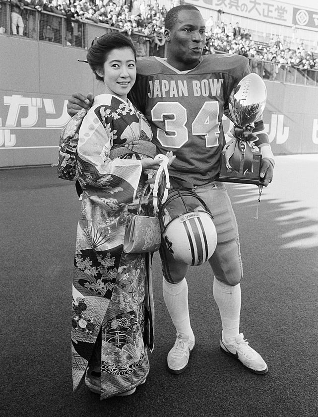 White Sox' Bo Jackson explains his career to teenager - Sports Illustrated