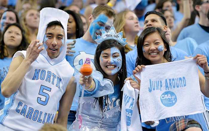 Hot Clicks: Nation's Top College Fans; LLOD Ariana Grande - Sports ...