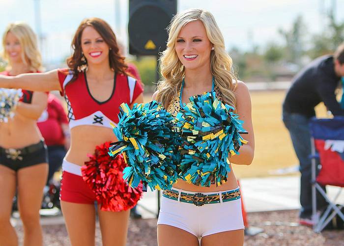 Cheerleader of the Week: Samantha - Sports Illustrated