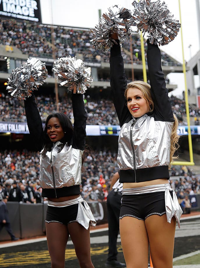 NFL Cheerleaders: Week 13 - Sports Illustrated