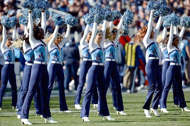 NFL Cheerleaders: Week 17 - Sports Illustrated