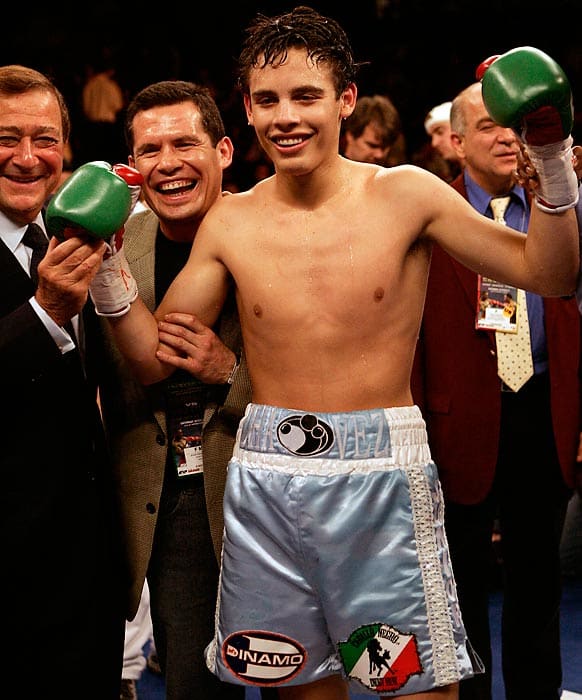 Chavez Father and Son: A Rare One-Two - Sports Illustrated