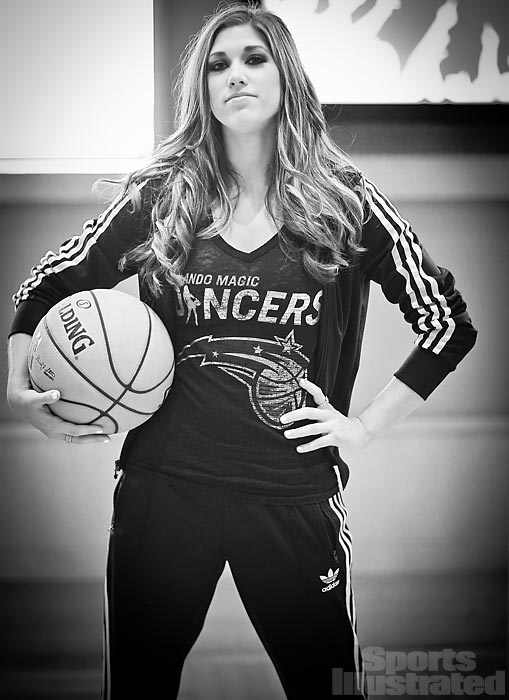 Cheerleader of the Week - Sports Illustrated