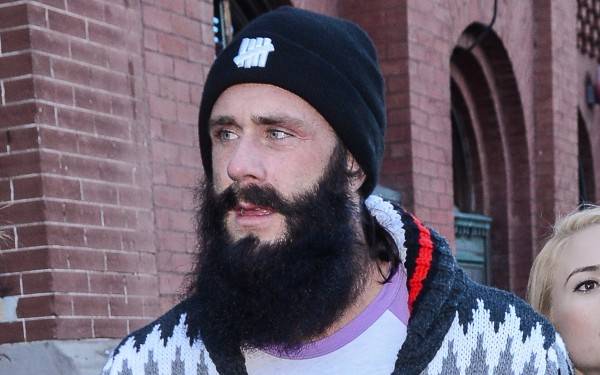 Brian Wilson offered $1 million by razor company to shave beard ...