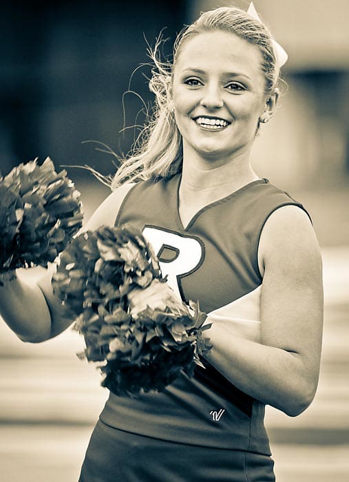 Cheerleader of the Week - Sports Illustrated