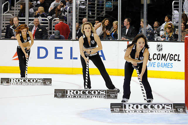Los Angeles Kings Ice Crew - Sports Illustrated