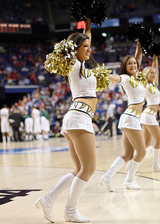 NCAA Tournament Cheerleaders: Midwest - Sports Illustrated