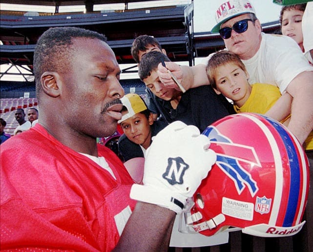 Classic Photos of Bruce Smith - Sports Illustrated