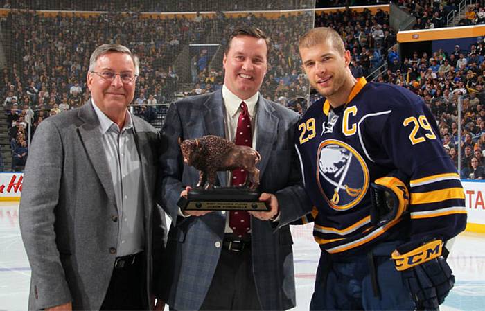 Buffalo Sabres owner tempers championship expectations - Sports Illustrated