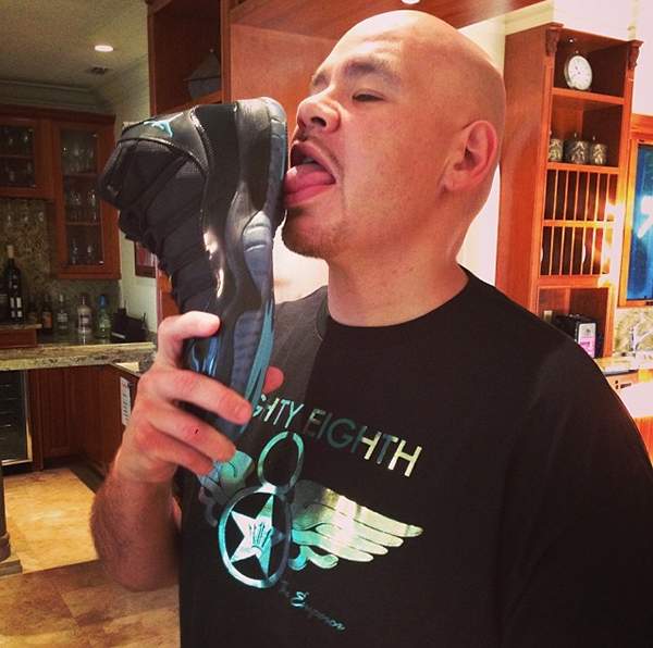 Watch This Man Kiss, Lick, and Slobber All Over New Air Jordan 11 Gamma ...