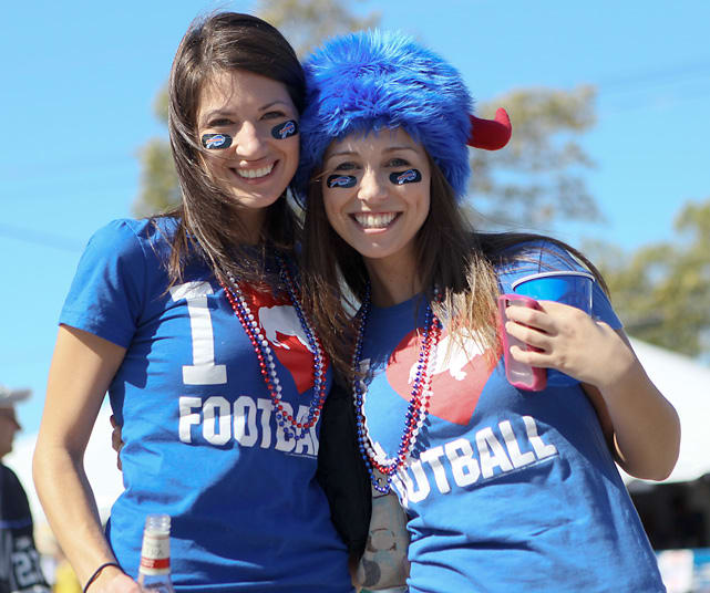 Female Fans of the NFL - Sports Illustrated