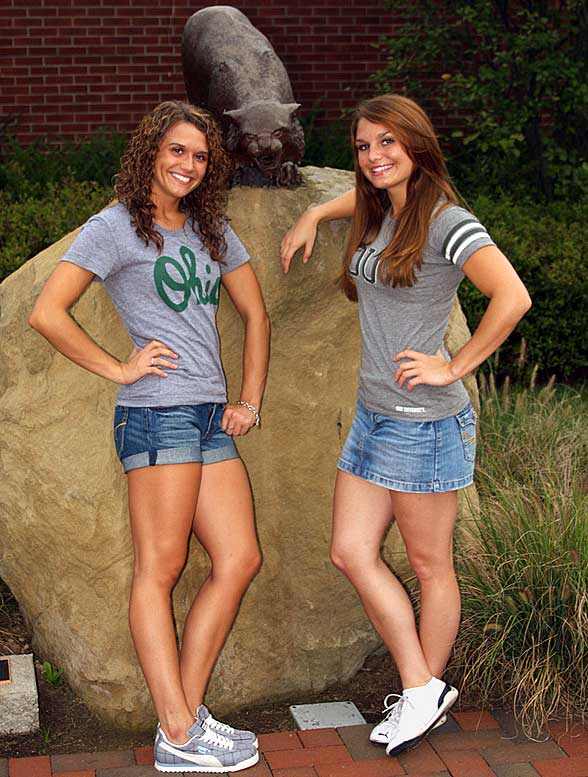 Cheerleader of the Week - Sports Illustrated