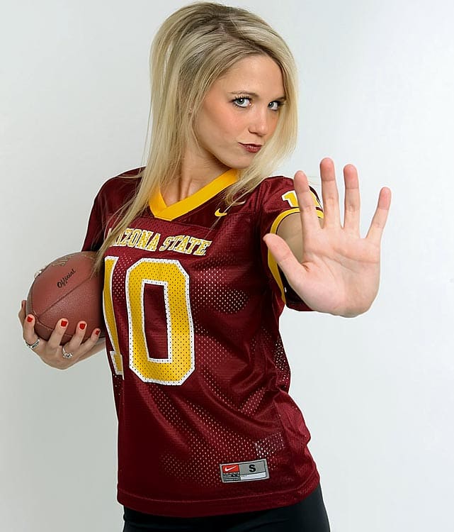 Cheerleader of the Week - Sports Illustrated