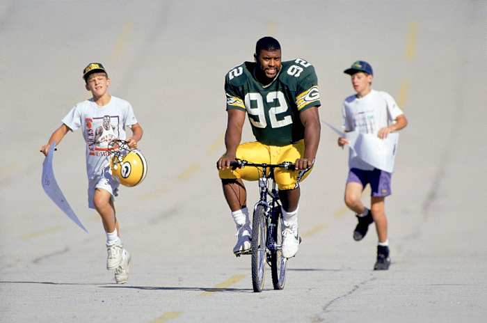 Rare SI Photos of Reggie White - Sports Illustrated