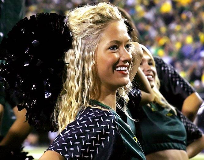 Cheerleader of the Week - Sports Illustrated