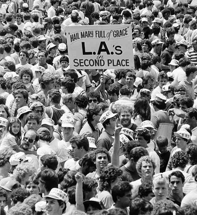 Sports Fans In The '80s - Sports Illustrated