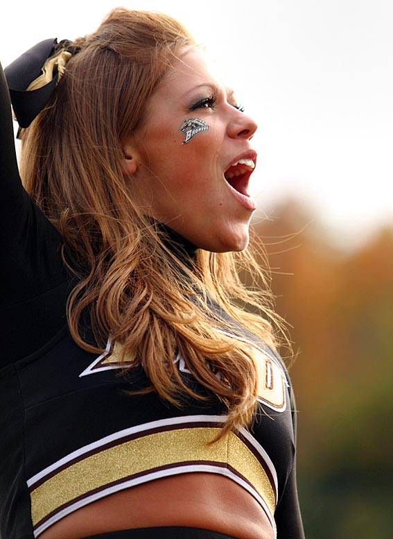 Cheerleader of the Week - Sports Illustrated