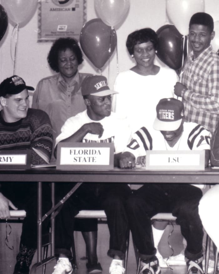 Warrick Dunn's legacy goes beyond football with charity - Sports ...