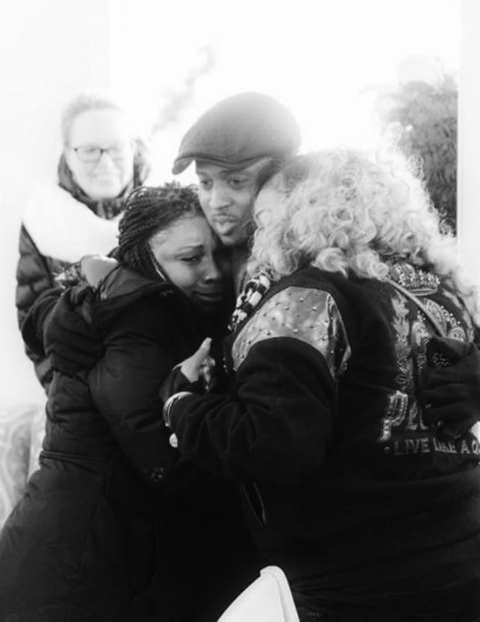 Warrick Dunn's legacy goes beyond football with charity - Sports ...