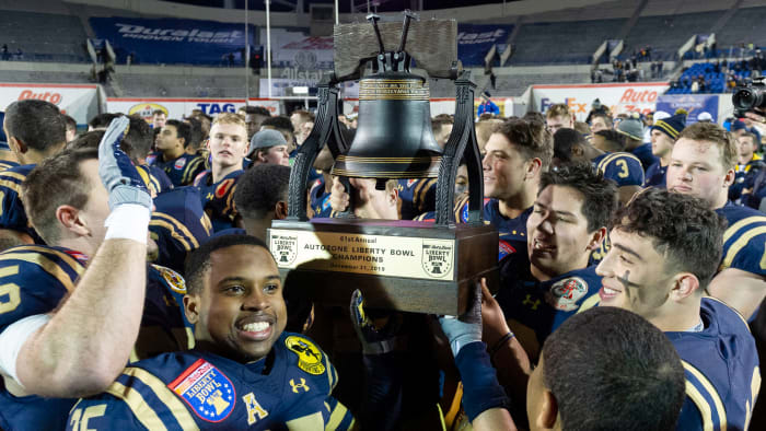 Navy beats Kansas State in Liberty Bowl with trick play, field goal ...