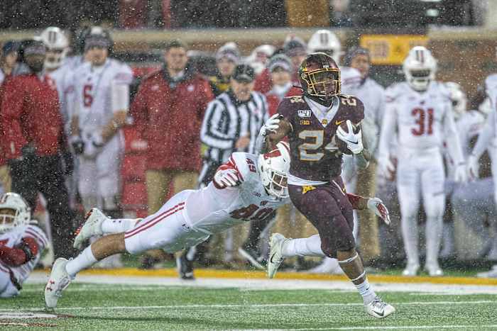 Wisconsin football: OLB Christian Bell announces intention to transfer ...